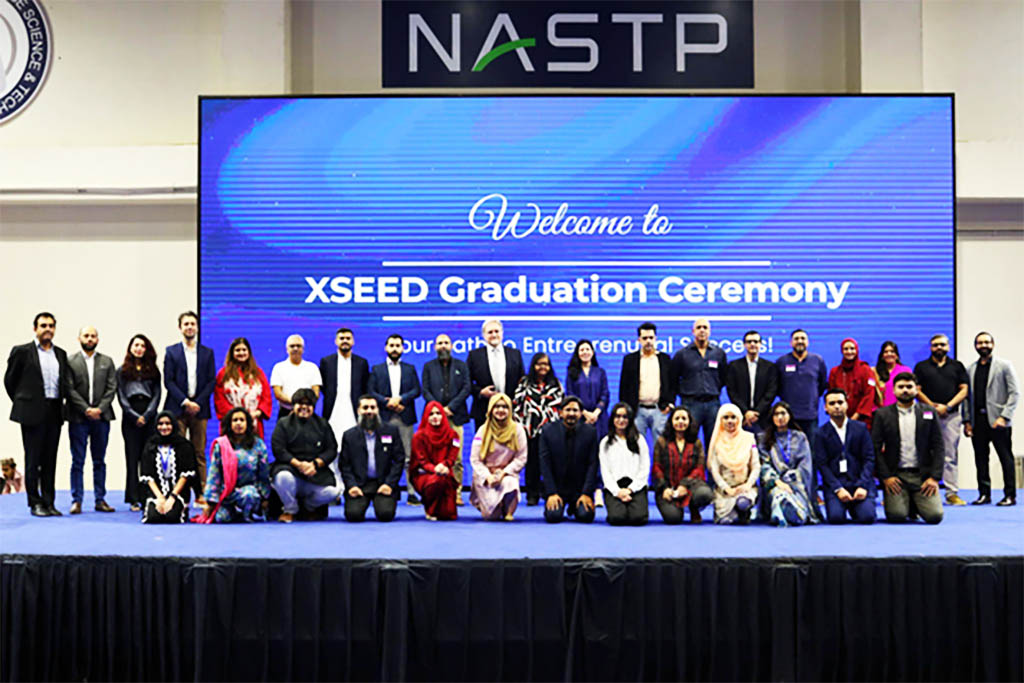 LMKT and researchers from INSEAD Celebrate Graduation of 160 Startups ...